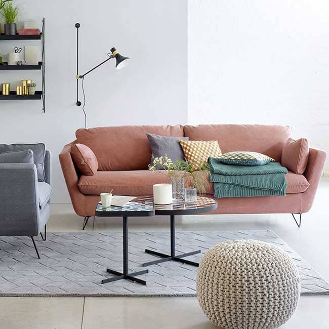 Canapé 4 places : 12 modèles grands et confortables (+photos)